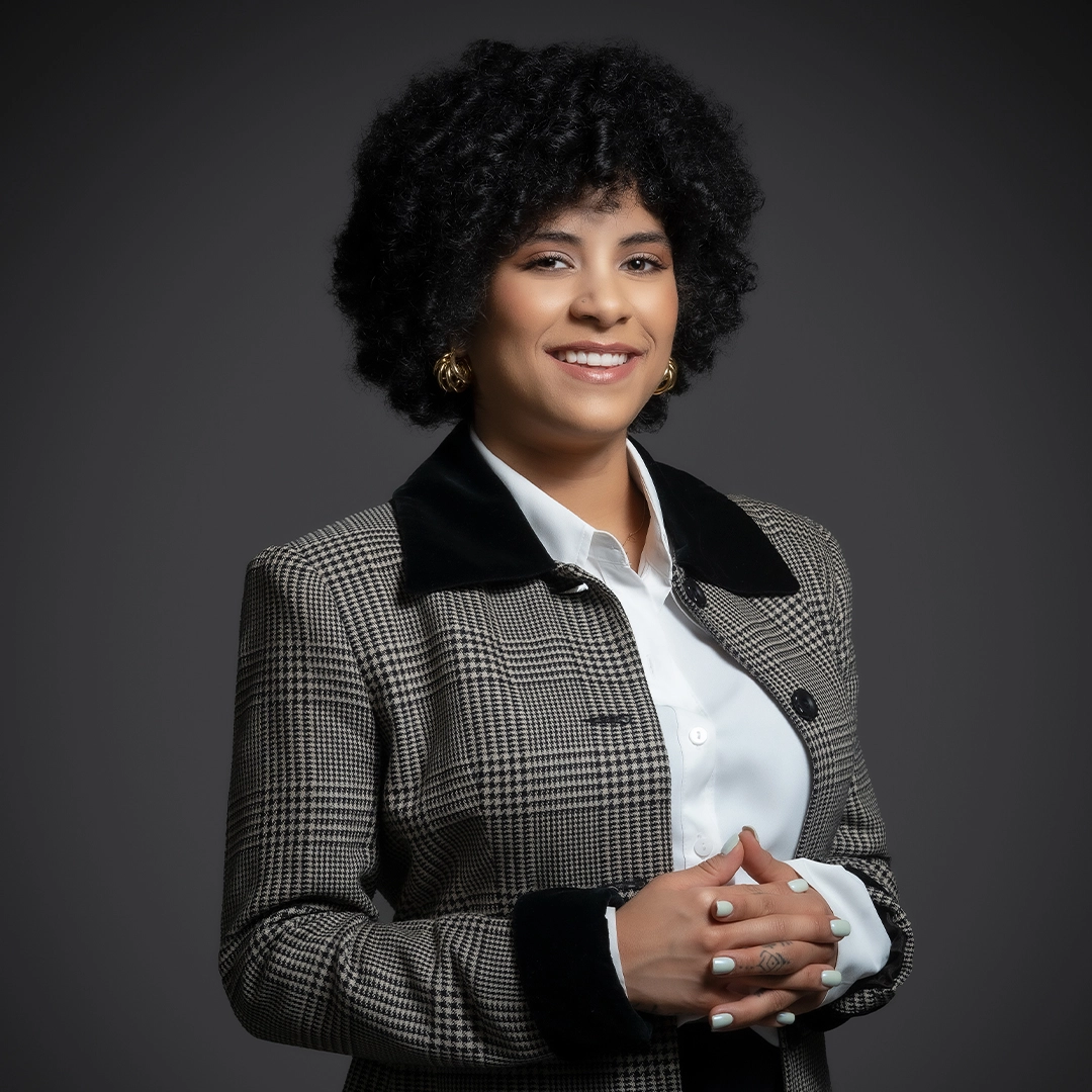 Esther Crespo - Grupo PrimeNet Realty